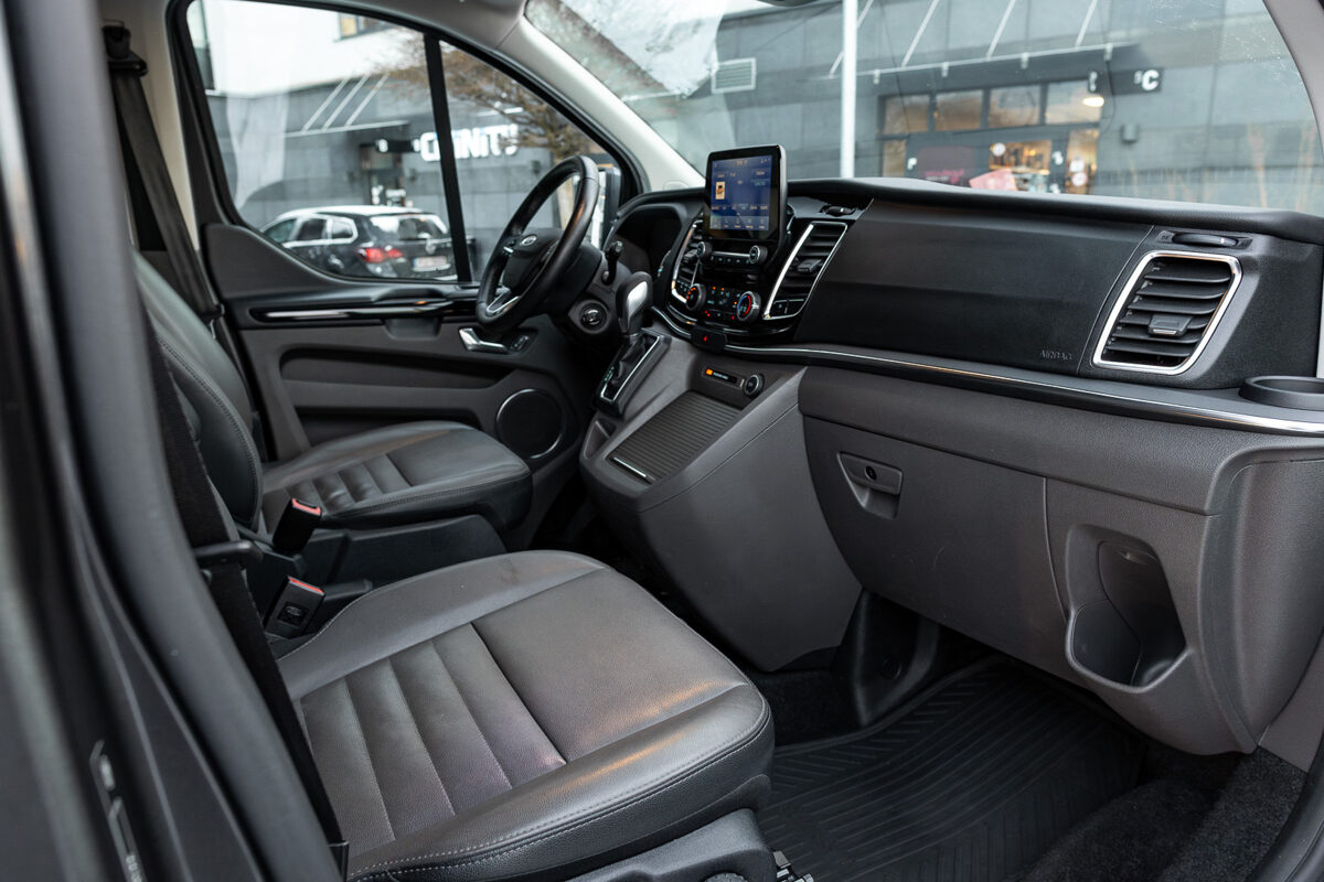 FORD TOURNEO CUSTOM TITANIUM 2021, 53900KM - Visi auto - MoonCar